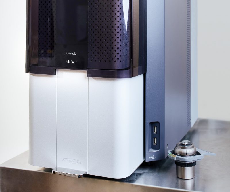 Elektronu mikroskops SEM Phenom